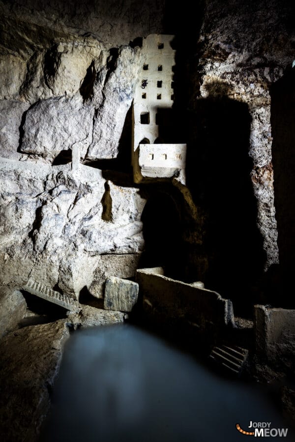 Exploration of the Catacombs of Paris | Offbeat Japan