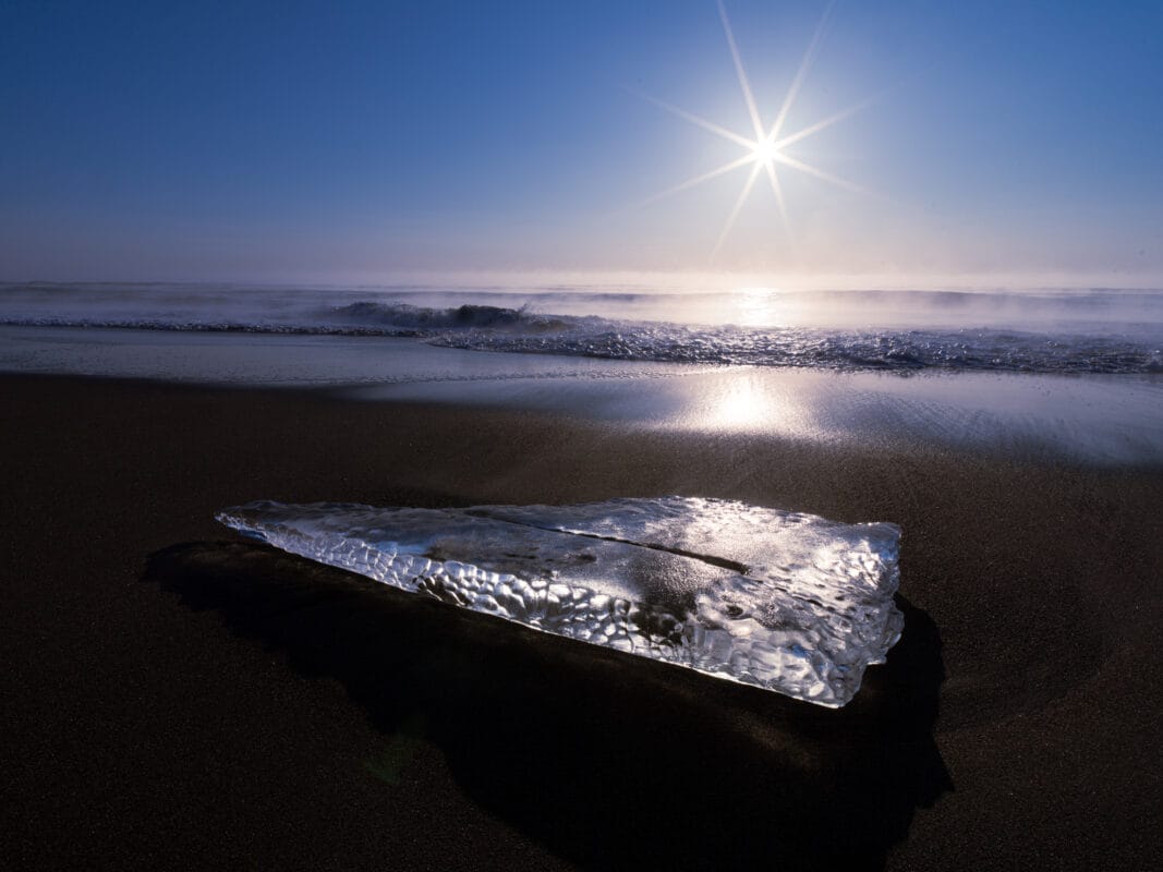 Serene Frozen Beach at Otsu, Hokkaido | Offbeat Japan