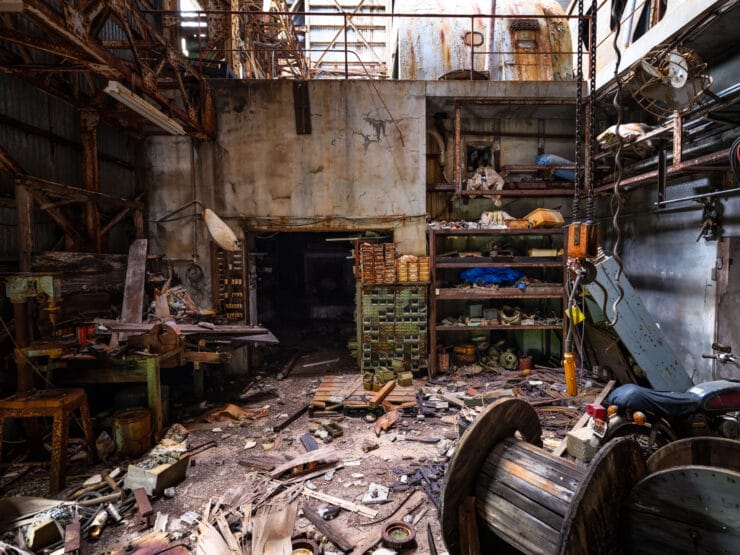 Abandoned Industrial Workshop: A Decaying Relic | Offbeat Japan