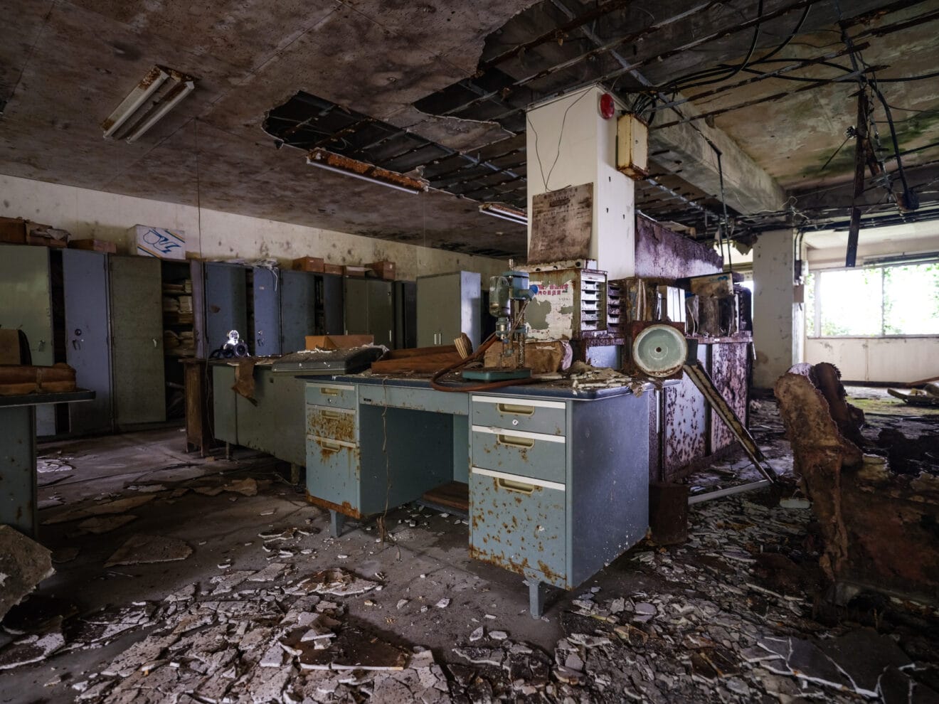 Abandoned Office Ruin: A Haunting Glimpse of Decay | Offbeat Japan