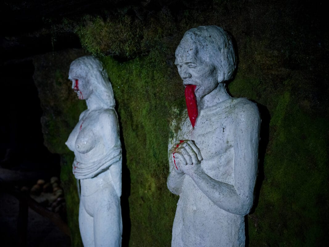 Pensive Humanoid Sculptures in Nature Installation | Offbeat Japan