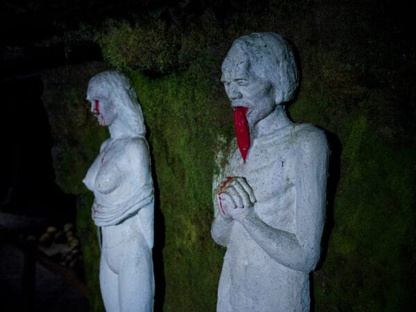 Pensive Humanoid Sculptures in Nature Installation | Offbeat Japan